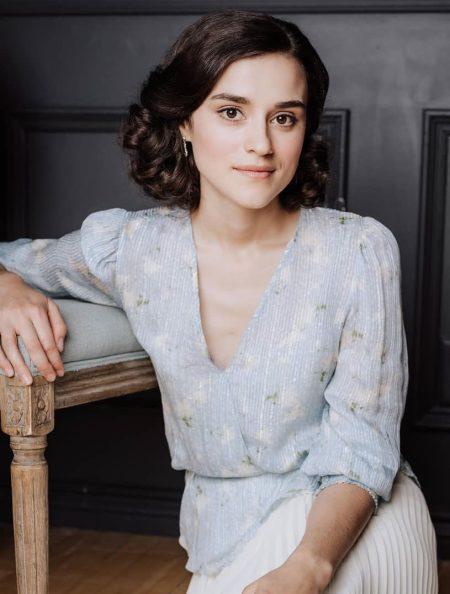 Rebecca Liddiard Biography, Age, Height & Husband - mrDustBin