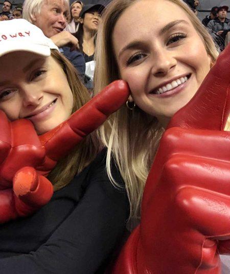 Alex Paxton-Beesley Biography, Age, Height & Boyfriend - mrDustBin