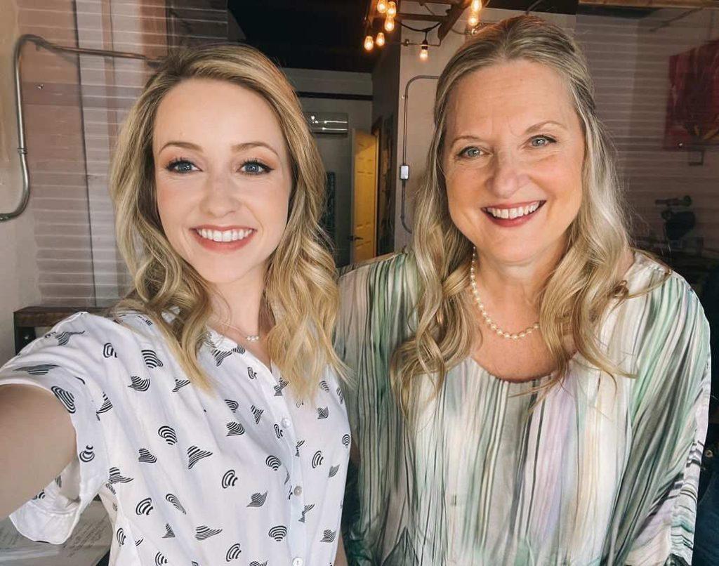 Emily Tennant Biography, Age, Height & Boyfriend - mrDustBin